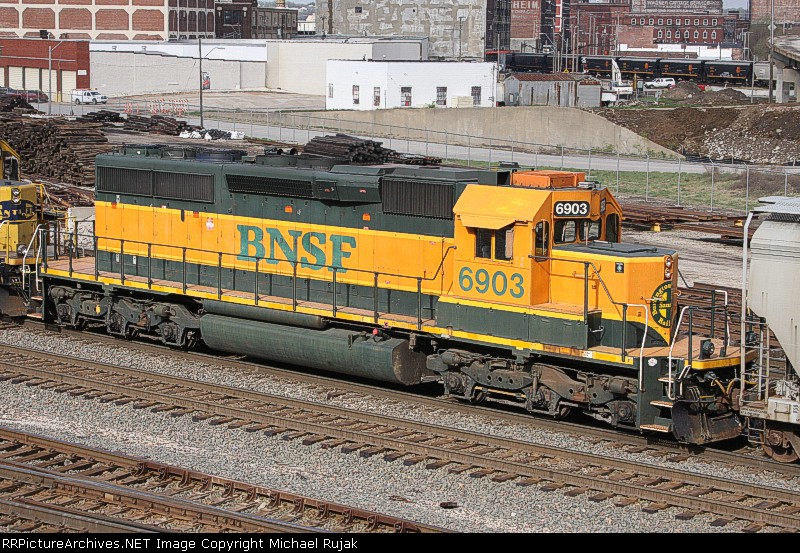 BNSF 6903